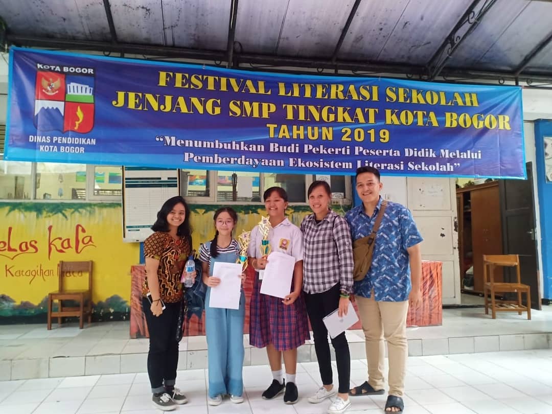 Perwakilan SMP Regina Pacis Berhasil Meraih Juara Dalam Festival ...
